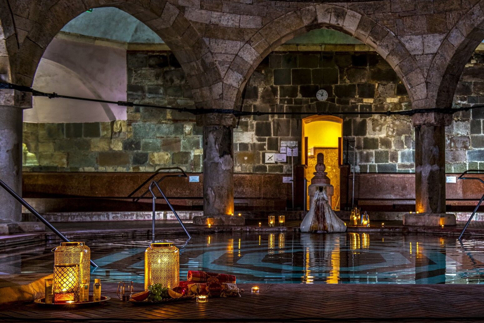 Rudas Bath Budapest: The Definitive 2026 Guide (Prices, Night Bathing ...