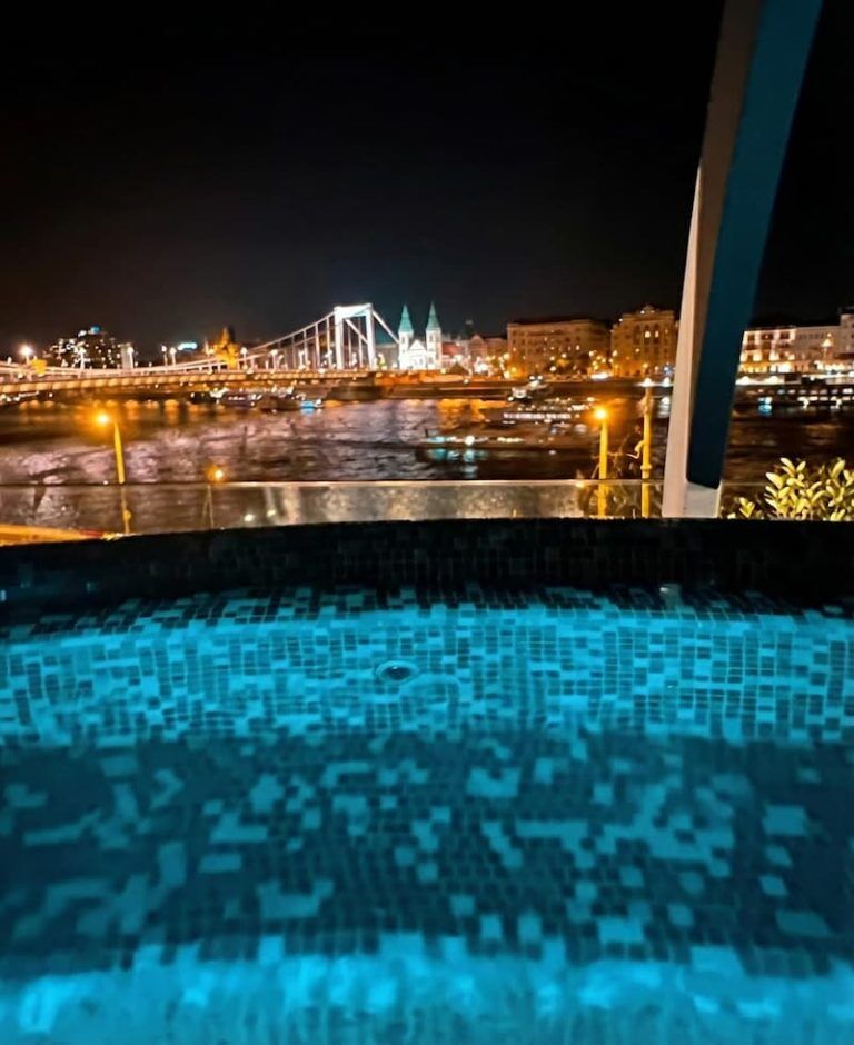 Rudas Bath Budapest: The Definitive 2026 Guide (Prices, Night Bathing ...